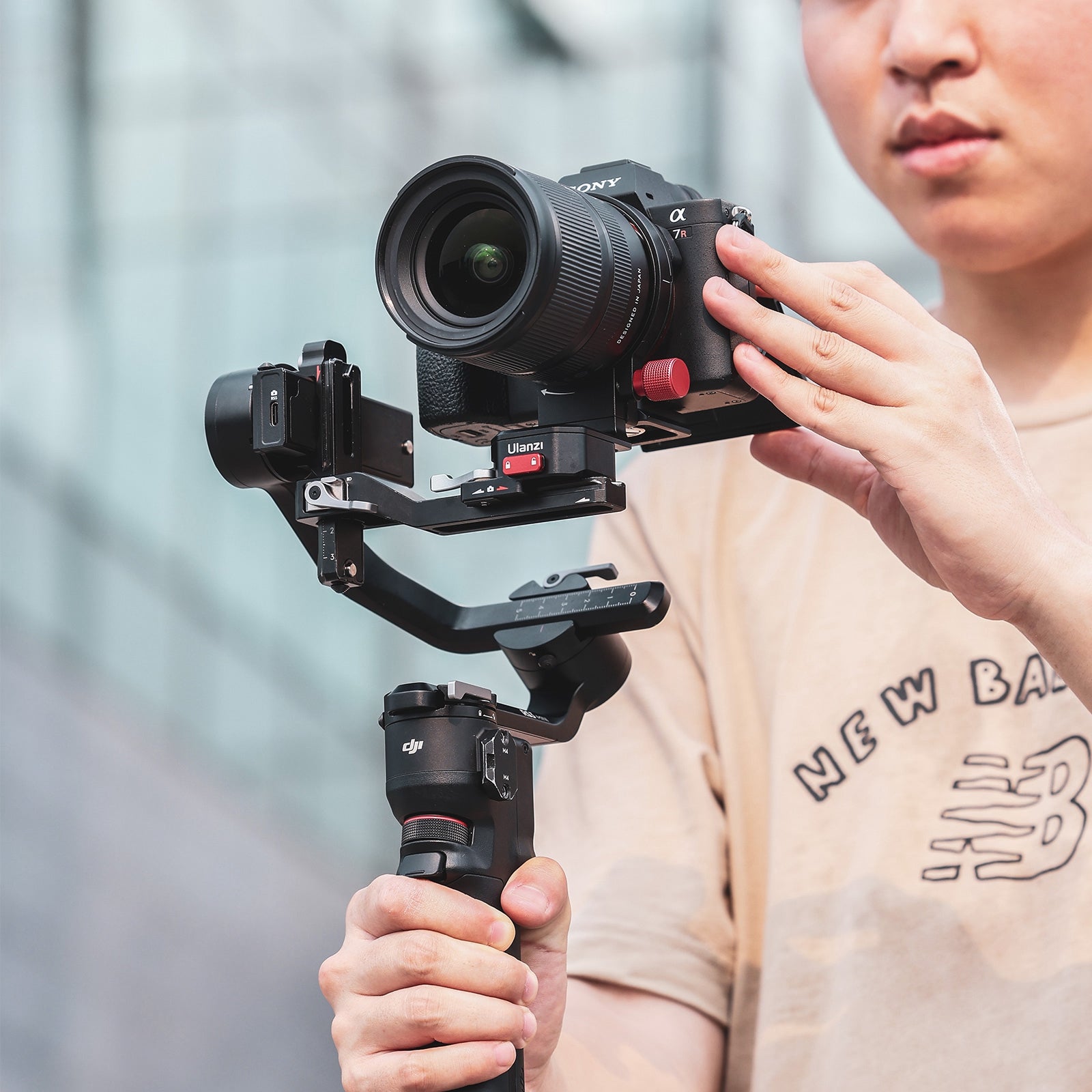 Ulanzi S-63 Claw Quick Release Rotatable Horizontal-To-Vertical Mount